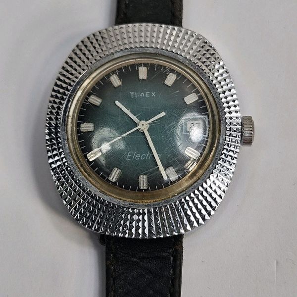Vtg. Timex Electric Date Wrist Watch Dome Silver Tone Dark Blue Face ...