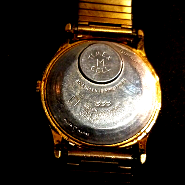 Vintage Timex Quartz Waterproof Mens Watch Speidel Band Gold New ...