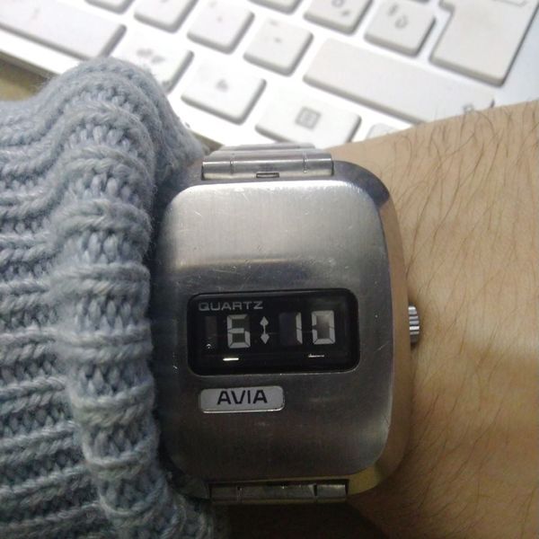[WTS] Avia Quartz from 1973, the first LCD watch ever made, featuring ...