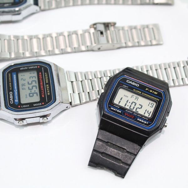 Casio Digital Watches Working x 10 | WatchCharts Marketplace