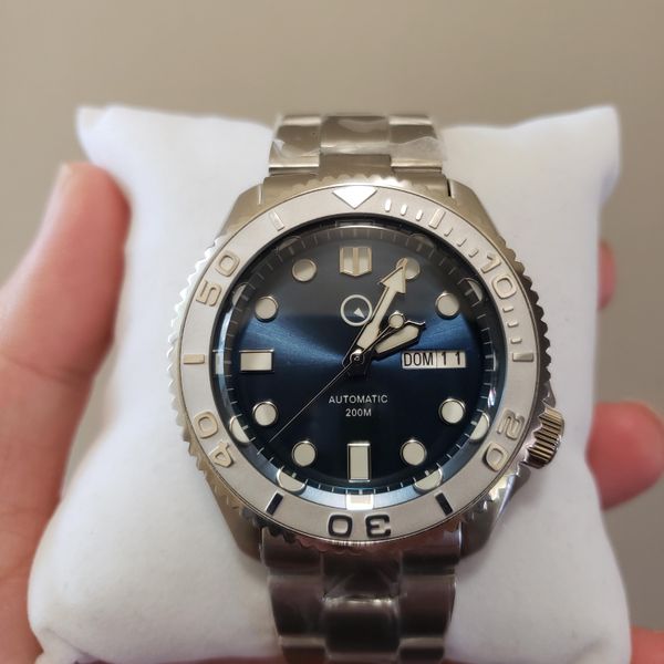 [WTS] Islander BNIB ISL-18 Sunburst Blue | WatchCharts