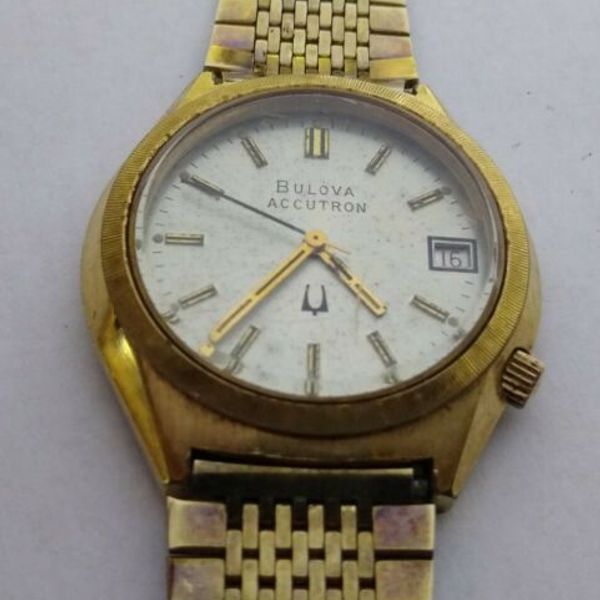 Vintage 1977 Bulova Accutron 2192.10 Date Men's Watch Heavy Gold Plate ...