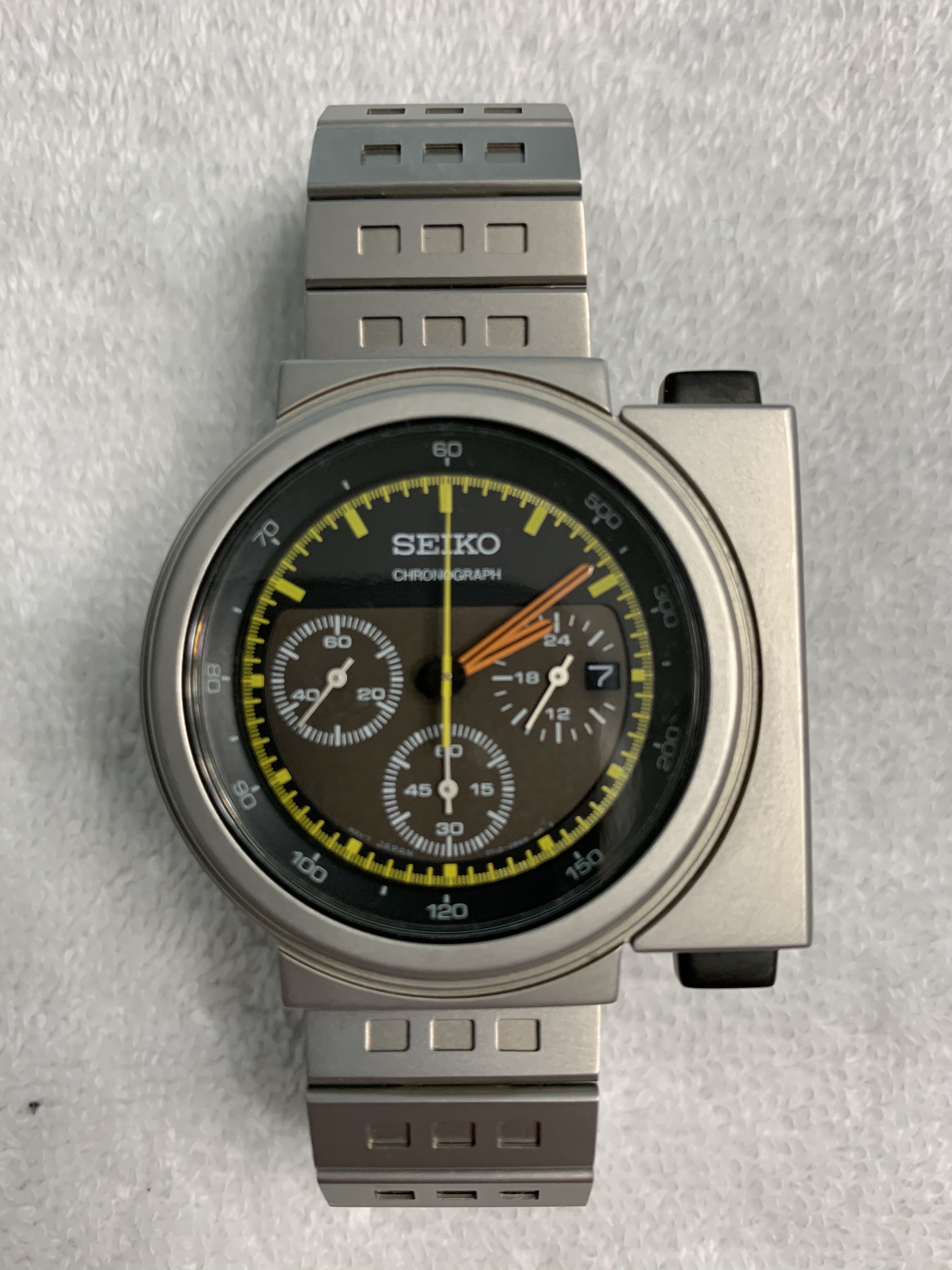 FOR SALE: Limited Edition Seiko SCED035 "Ripley" Chronograph Designed ...