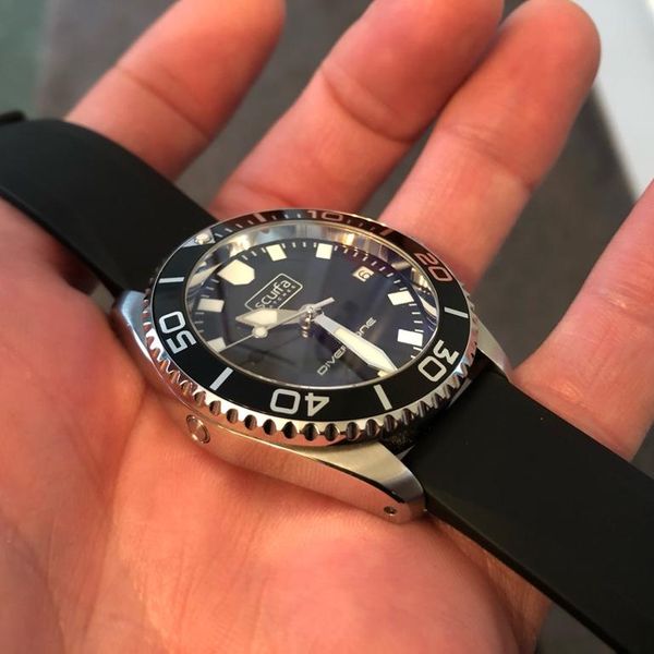 Scurfa Diver one D1-500 Gloss black | WatchCharts