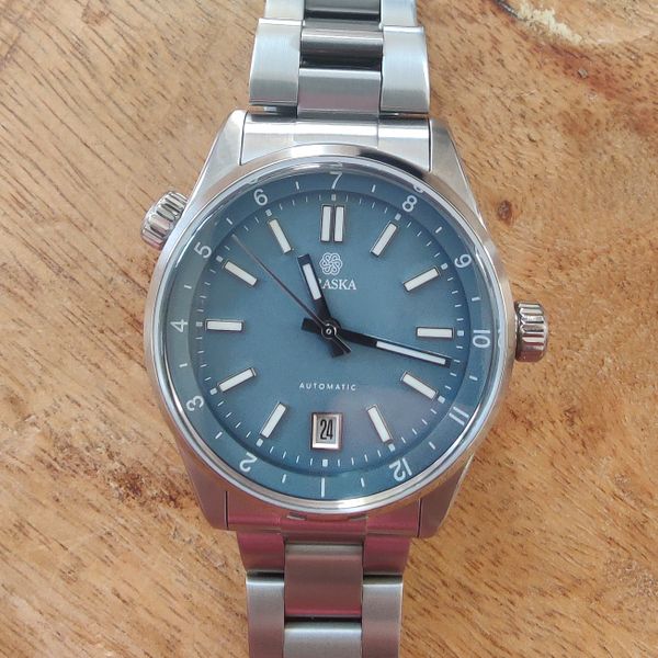 Traska Venturer - Steel Blue - $500 | WatchCharts