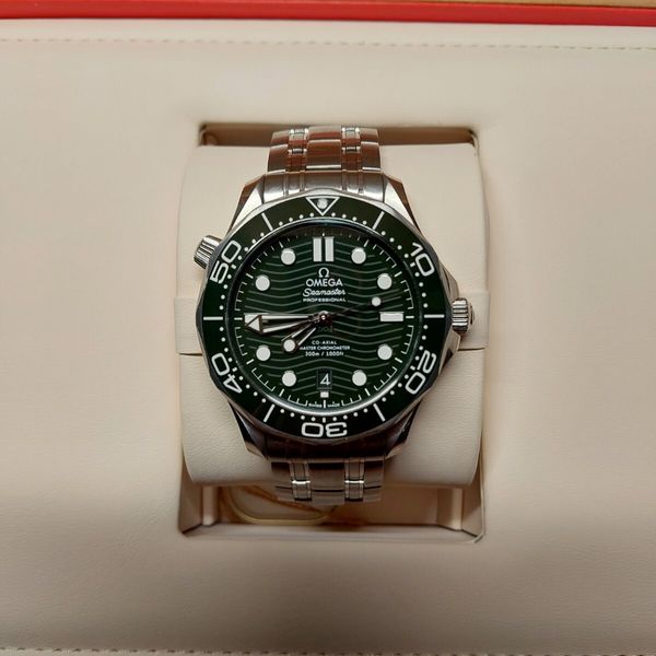 Omega Seamaster Professional 300M Green Dial | WatchCharts Marketplace