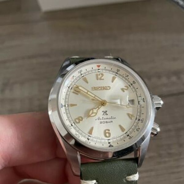 SEIKO PROSPEX ALPINIST SPB123 CHAMPAGNE DIAL INNER COMPASS BEZEL CAL ...
