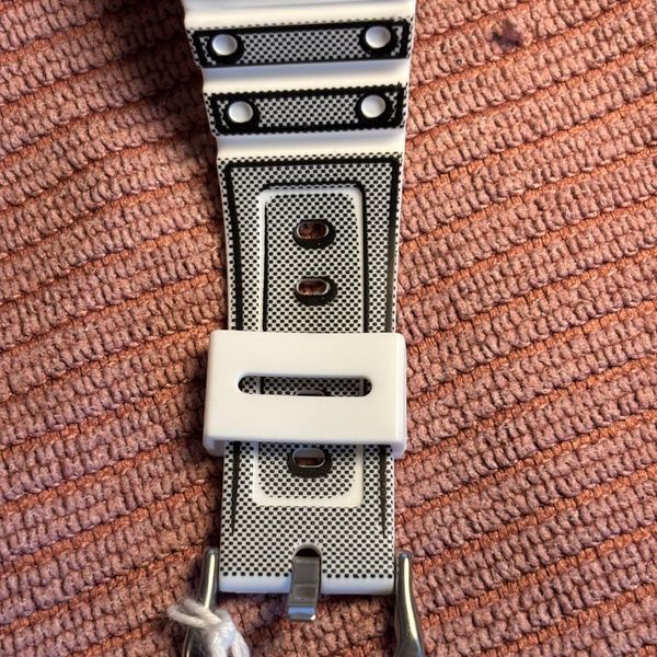 Casio G-Shock GA-2100MNG-7A Manga Edition White â BNIB | WatchCharts ...