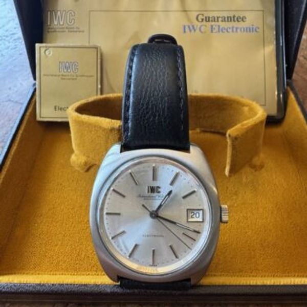 IWC Electronic Vintage Watch Caliber 150 / ESA9162 Silver Dial Rare (SO1467) | WatchCharts ...