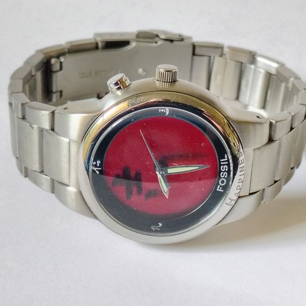 Y2K Red Kanji HAPPINESS Watch, FOSSIL Big Tic JR-8083 Animated, Box New Battery | WatchCharts ...
