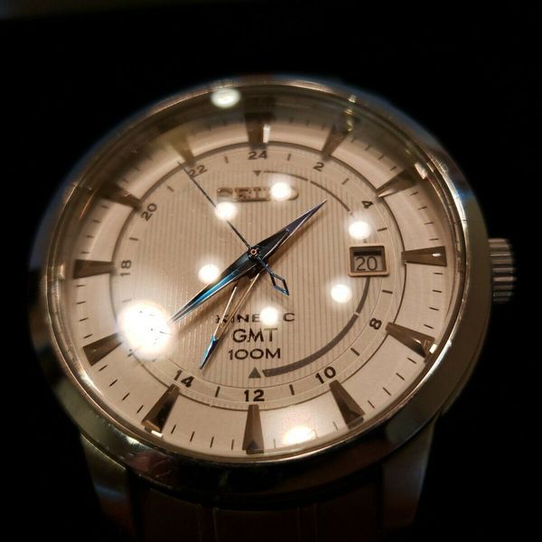 Seiko SUN037 GMT Dual Time Zone Silver/White 100M Kinetic Mens Watch ...