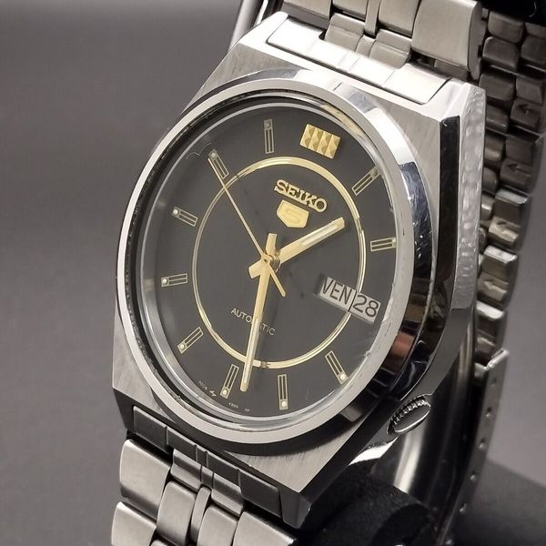Good condition Vintage Seiko 5 7009-876A Day Date Men's Automatic Watch | WatchCharts Marketplace