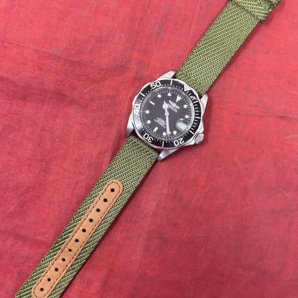 Invicta 24 Jewel 200 Meter Pro Diver 40mm Stainless Steel Mens Watch ...
