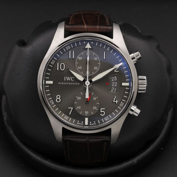 FSOT: IWC Pilot - IW 3878 - Spitfire - Chronograph - Grey Dial - MINT ...