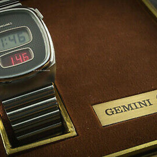 Vintage 1970's LONGINES GEMINI G2 LED/LCD digital watch w/Boxes ...