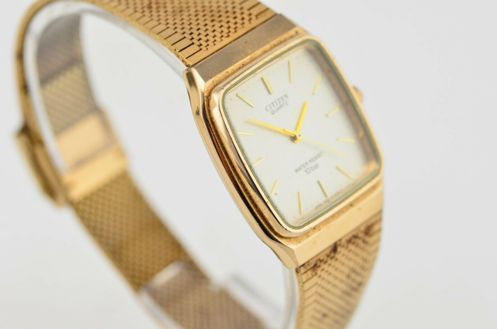 J806 Vintage Citizen Quartz Watch Gold Original T4-G02646K J806 Vintage Citizen Quartz Watch Gold Original T4-G02646K
