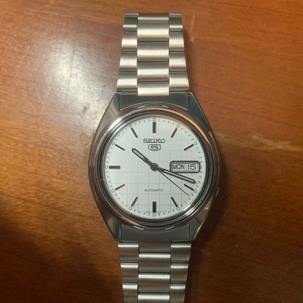 New Seiko 5 Automatic SNXF05 "graph paper" w/full bracelet, great ...