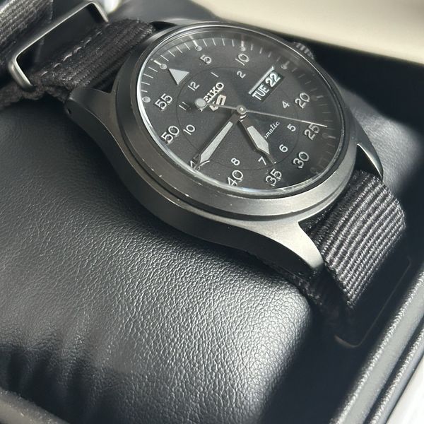 Seiko 5 Sports Automatic Stealth Flieger Black SRPJ11 | WatchCharts ...