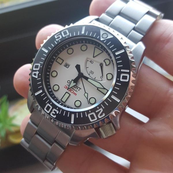 Orient Professional Saturation Diver 300m OS300 - White | WatchCharts ...