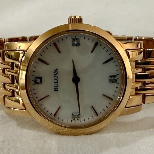 Bulova 97P106 Diamond Rose Gold Tone Ladies Mother Of Pearl Dial Watch ...