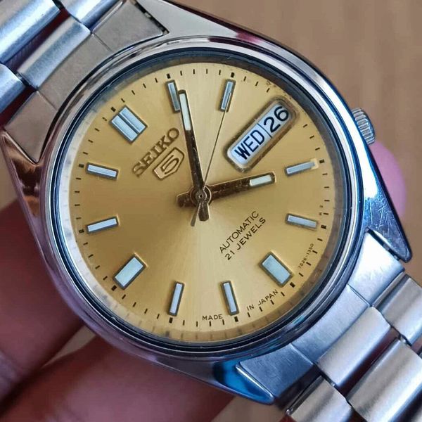 Vintage Seiko 5 automatic Gold dial 21 jewels wrist watch Cal 7s26 | WatchCharts Marketplace