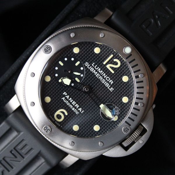 FS: Panerai Luminor Submersible PAM 25 TRITIUM DIAL TITANIUM Hobnail ...
