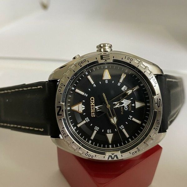 Seiko Mens 5M85 Kinetic GMT Sports 100M Watch SUN053P1 | WatchCharts