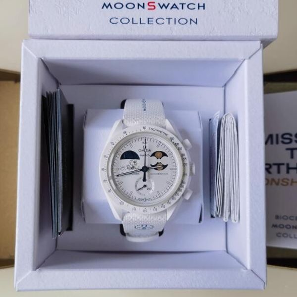 Swatch x Omega Moonswatch Mission To The EarthPhase Cold Moon Watch ...