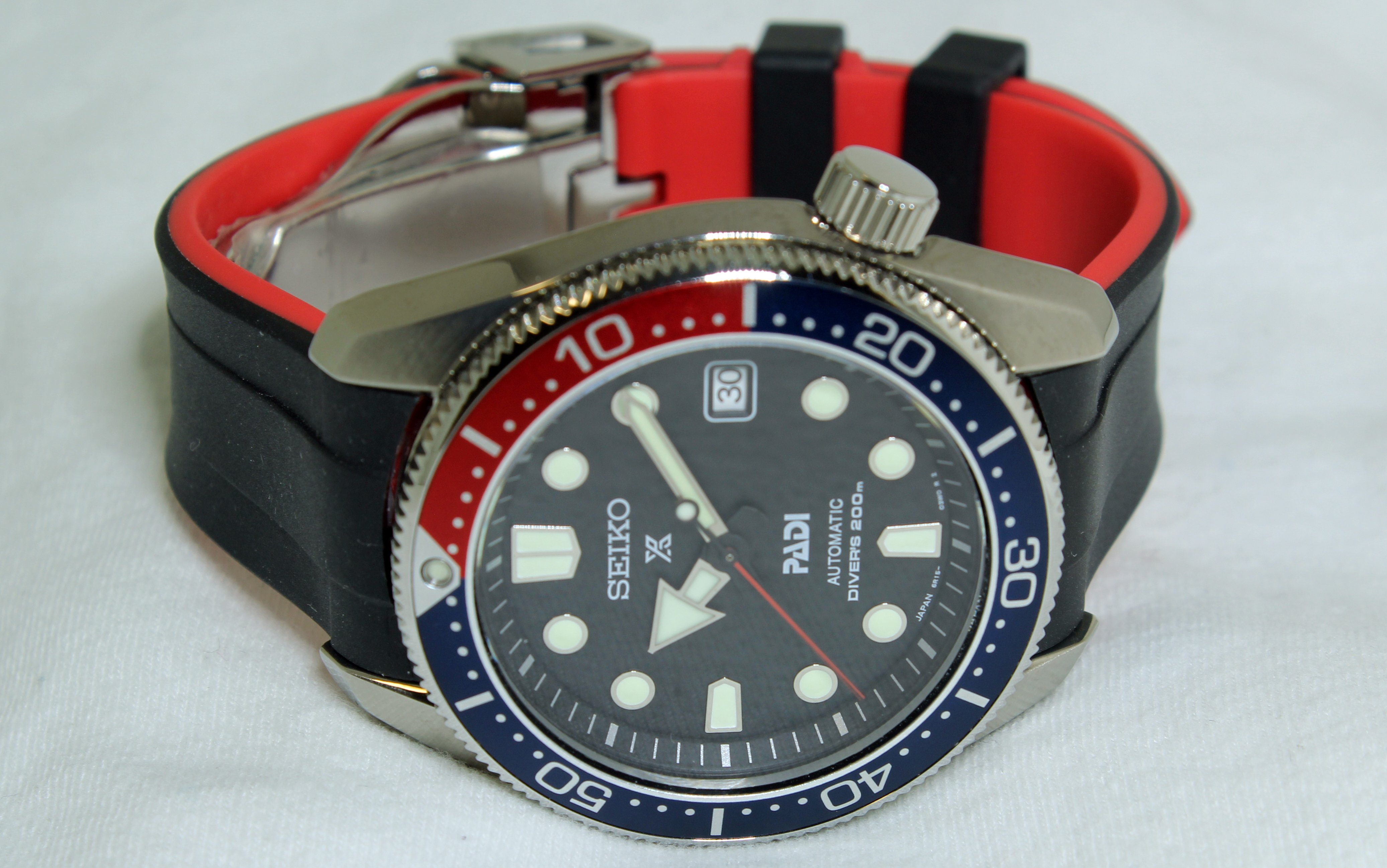 Seiko Prospex PADI Pepsi Bezel Dive Watch SBDC071 / SPB087 200mm ...