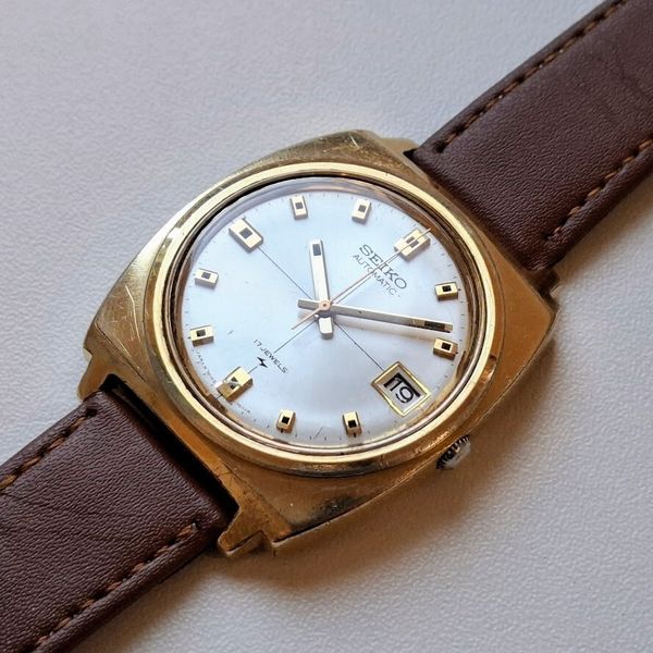 Orologio uomo automatico Seiko - ref 7007-7012 - 1981 ca. | WatchCharts ...