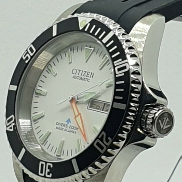 Citizen Promaster Automatic Mens 200m Divers Watch 8200-824393 Y GN-4-S ...
