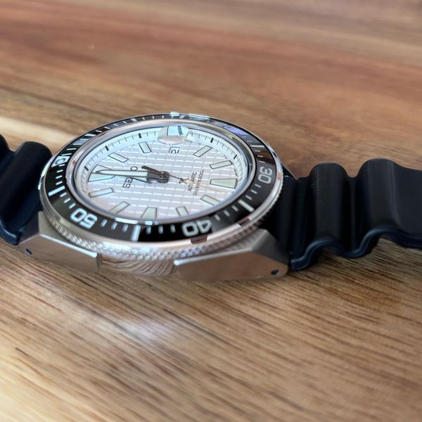 [WTS] Seiko SRPE37 “King Samurai” with Strapcode Hexad Bracelet - $400 | WatchCharts Marketplace