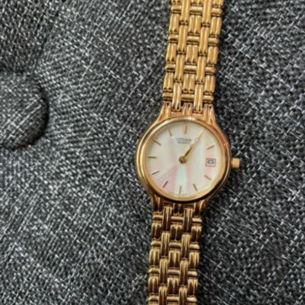 Ladies Gold Tone Citizen 6010-G13893 Analog Watch With Date Feature ...