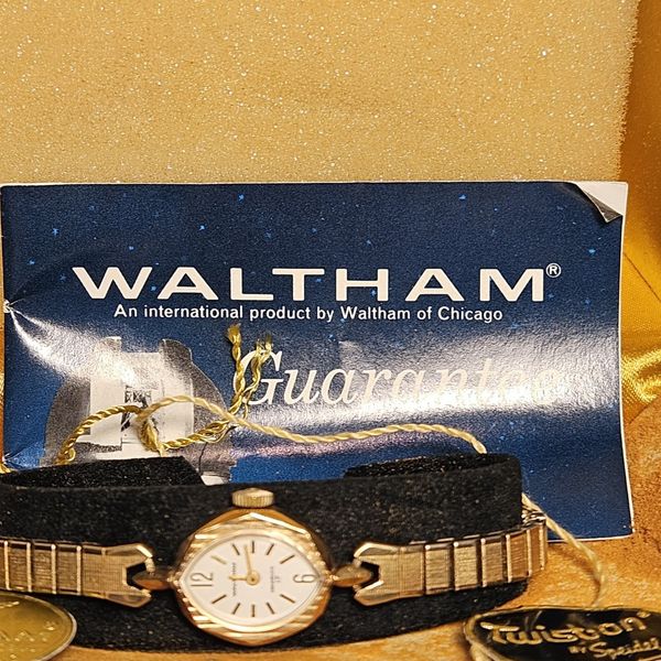 Vintage Waltham 17 Jewel Incabloc Swiss Made Wind Up Ladies Goldtone Watch | WatchCharts Marketplace