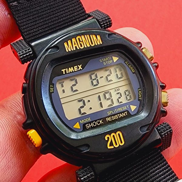 Timex Magnum 200 Watch Rare Vintage Retro Chronograph Backlight 75 Mens ...