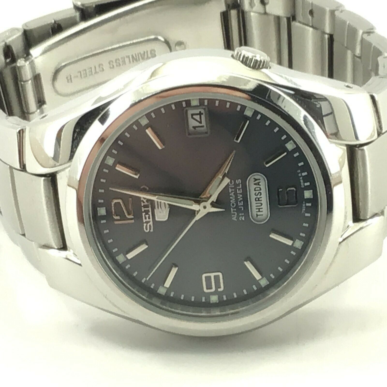 Seiko 5 Automatic Grey Dial Steel Men's Watch SNK621K1 | WatchCharts