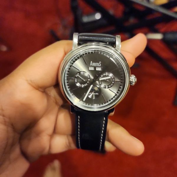 Cheapest automatic watch Arbutus | WatchCharts Marketplace