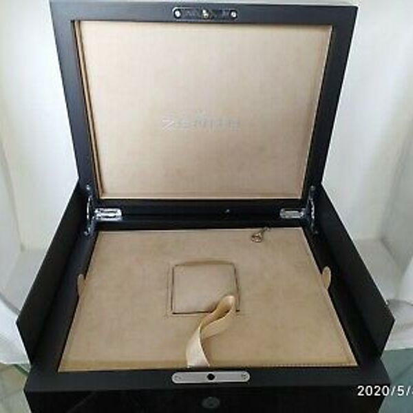 HUGE Zenith Watch Box/Box Door Watches Zenith Very Large | WatchCharts ...