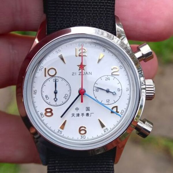 MENS SEAGULL 1963 30M WR 38MM QUARTZ CHRONOGRAPH WATCH. WHITE DIAL ...