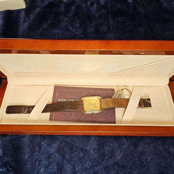 Seiko Lassale Ultra Thin CLASSIC Roman Numeral 9300-5008 Watch in Case | WatchCharts Marketplace