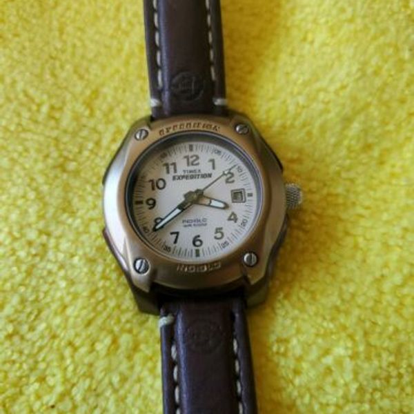 Women Timex Expedition Date Indiglo WR100M Fresh Battery | WatchCharts