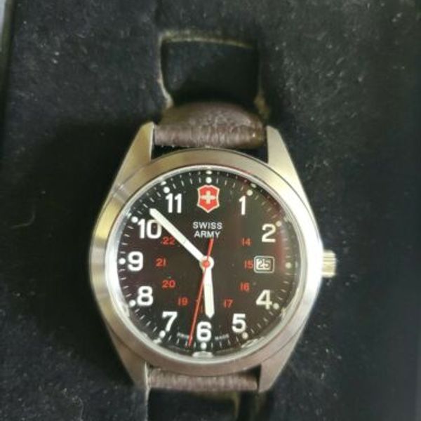 MEN'S VICTORINOX SWISS ARMY Stainless Watch 241083 Mint Never worn (jl ...