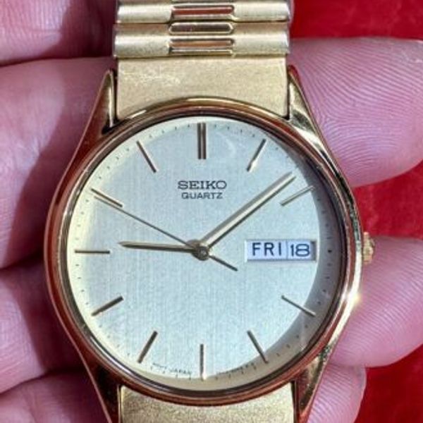 Working Vintage Seiko Quartz 7N43-8A89 Mens Gold Tone Date Day Watch New Battery | WatchCharts ...