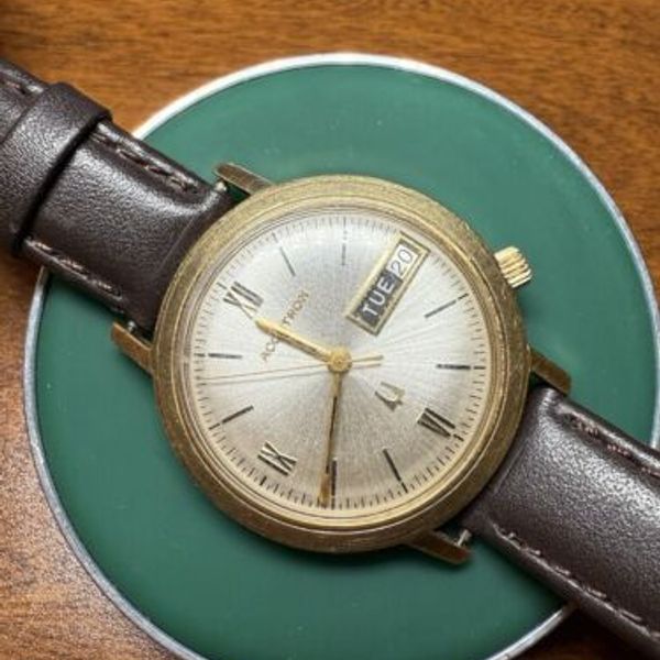 Bulova Accutron 2182 Watch, 35mm, Sunburst Dial & Case - Hums For ...
