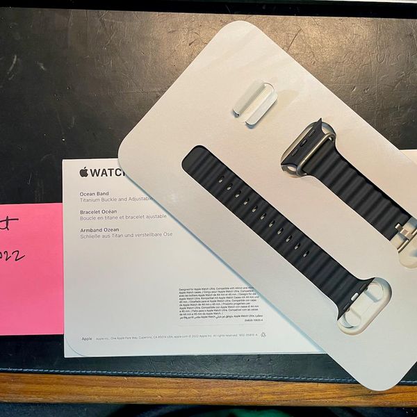 [WTS] Apple Midnight Ocean Band - Brand New | WatchCharts