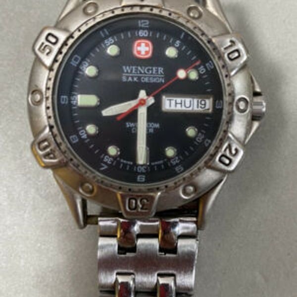 WENGER Men’s Swiss SAK Design Day/Date Field Quartz Watch 096 0655 GUC ...