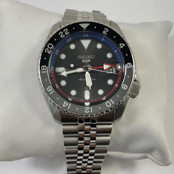 Seiko 5 Sports SKX GMT Automatic Gray Dial Stainless Steel Men's Watch ...