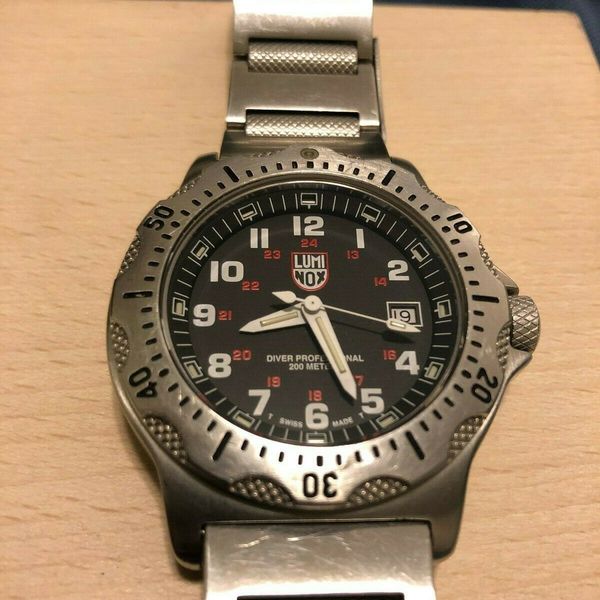 Luminox Men's 8002 8000 Ultimate Navy SEAL Dive Watch stainless ...