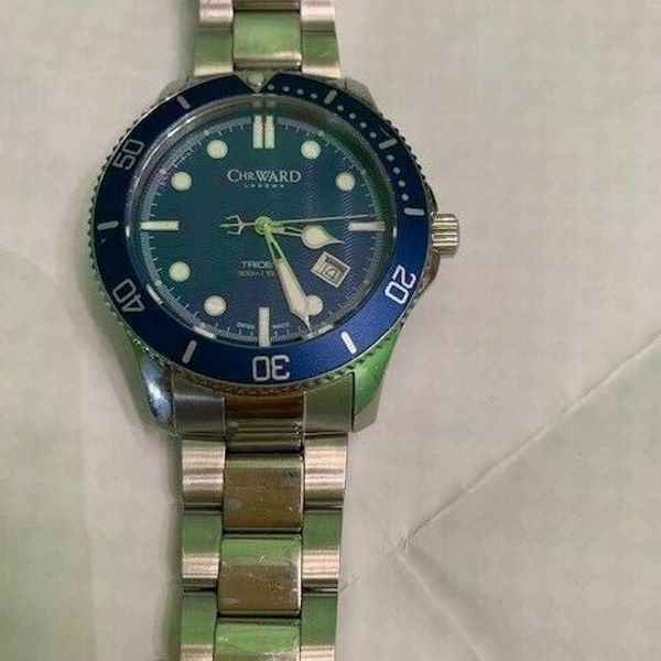 Christopher Ward C60 Trident, 42 MM, Quartz, Blue Face and bezel ...
