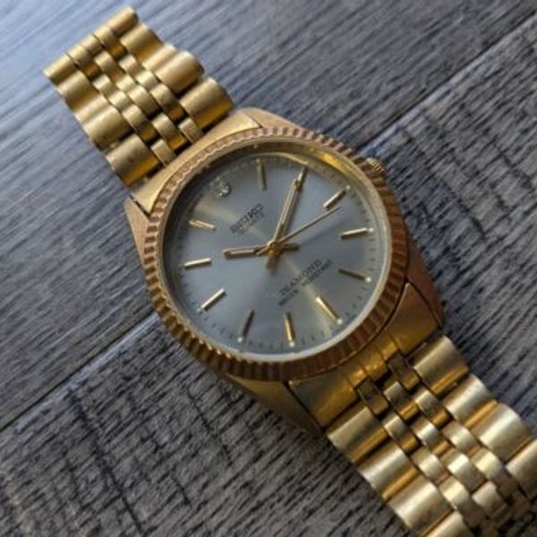Vintage SEIKO DIAMOND 5Y23-8A60 Mens Gold Tone Quartz Watch Original Bracelet | WatchCharts ...